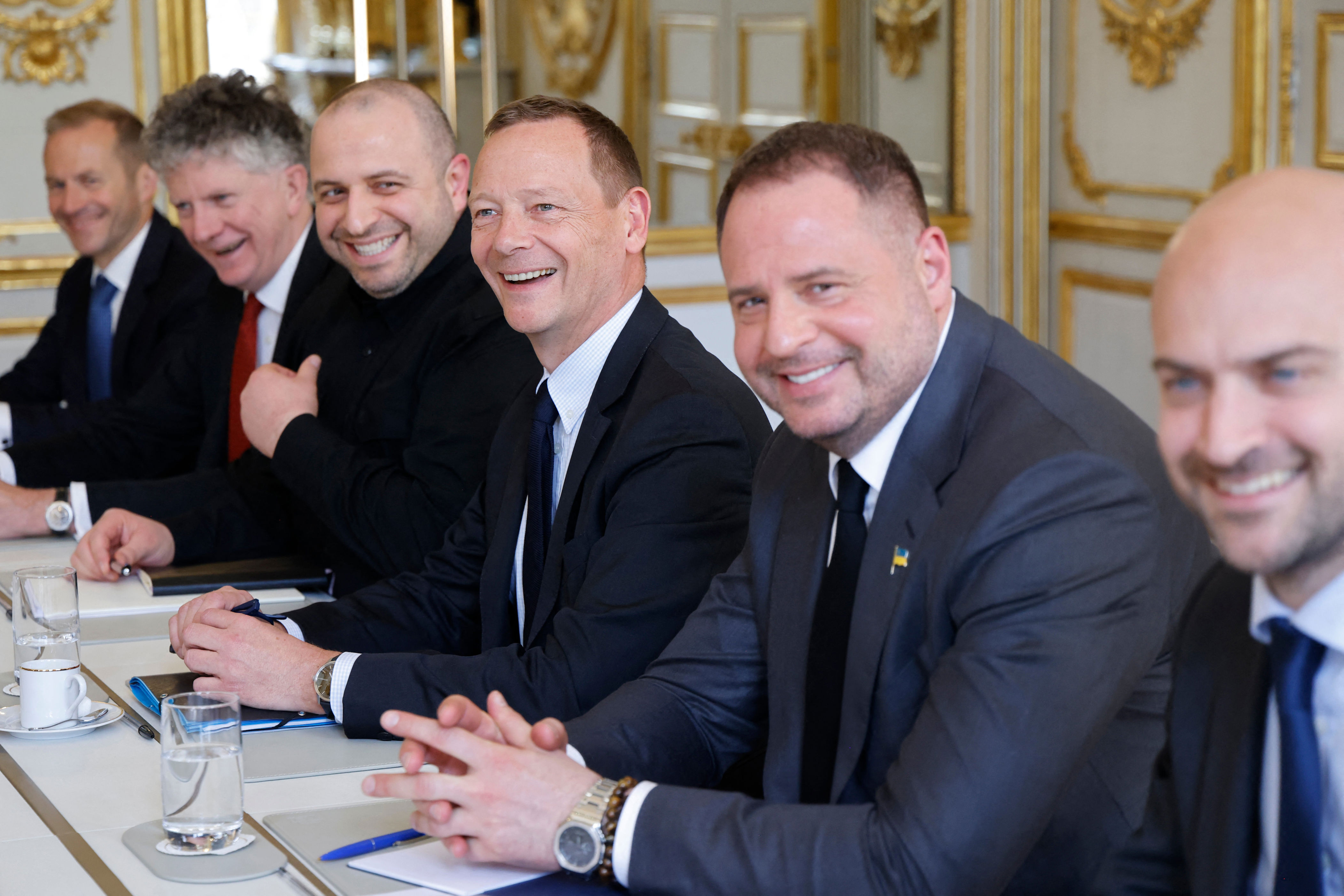 Ukraine-Russia war latest: US threatens to halt peace talks while Kyiv ...