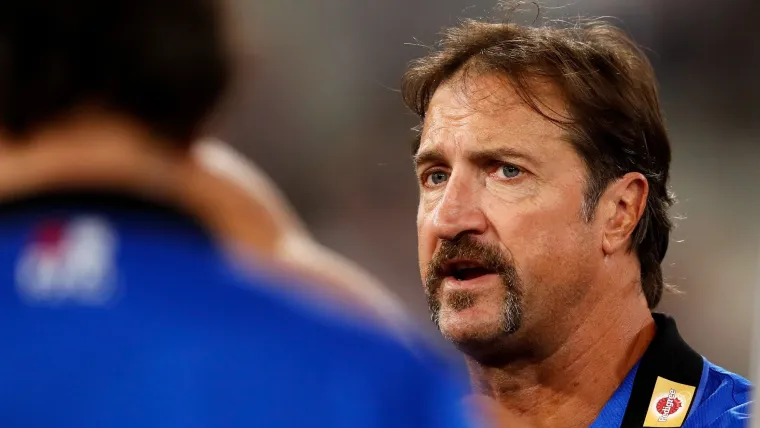 Luke Beveridge plays down Bailey Smith impact ahead of Geelong-Bulldogs ...