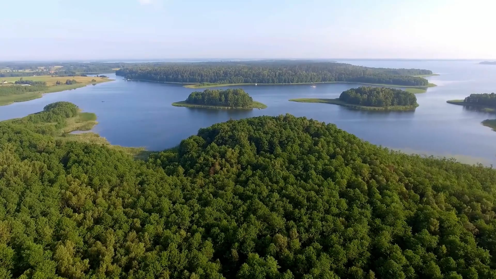 Distretto dei laghi della Masuria: viste aeree del paradiso ...