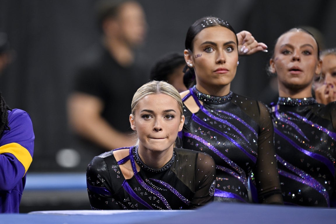 Livvy Dunne, LSU gymnastics season ends in disappointment: See photos