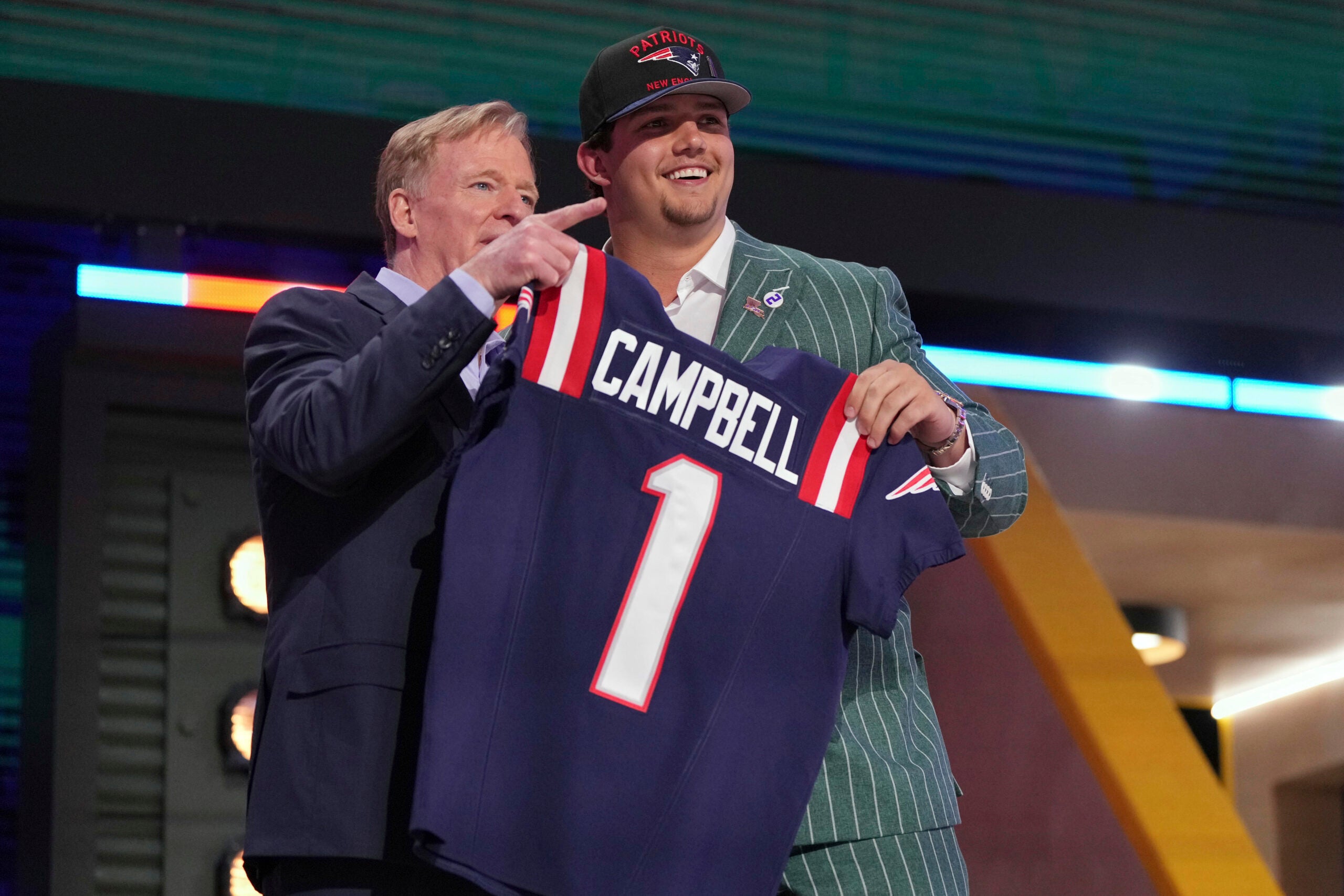 Will Campbell: ‘I’m going to fight and die to protect’ Drake Maye