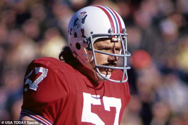 Former linebacker Steve Kiner dies at the age of 77 just hours before ...