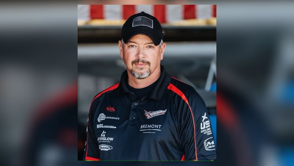 Pilot who performed at Dayton Air Show dies in plane crash