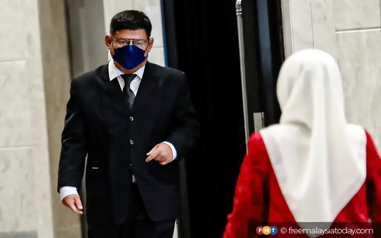 Ex-judge sent to prison as 6-month jail term for graft reinstated