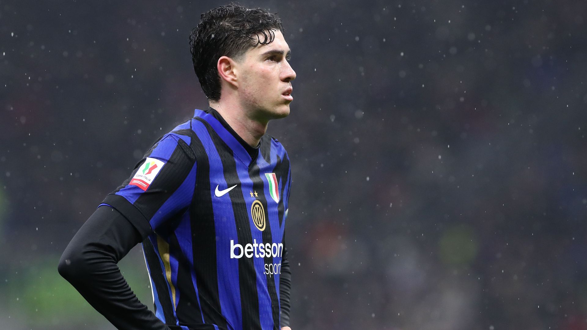 Alessandro Bastoni salary: How much does Inter star earn per week and ...