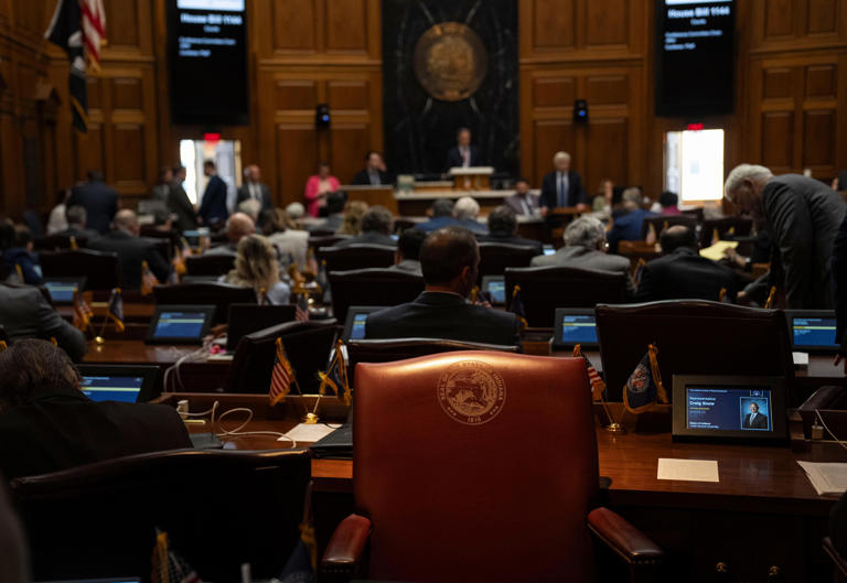 Who is running in Indiana's primary election for Statehouse seats?