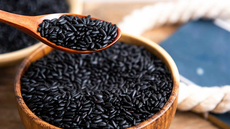 Black Rice: 3 Health Benefits, Nutritional Value, And Side Effects