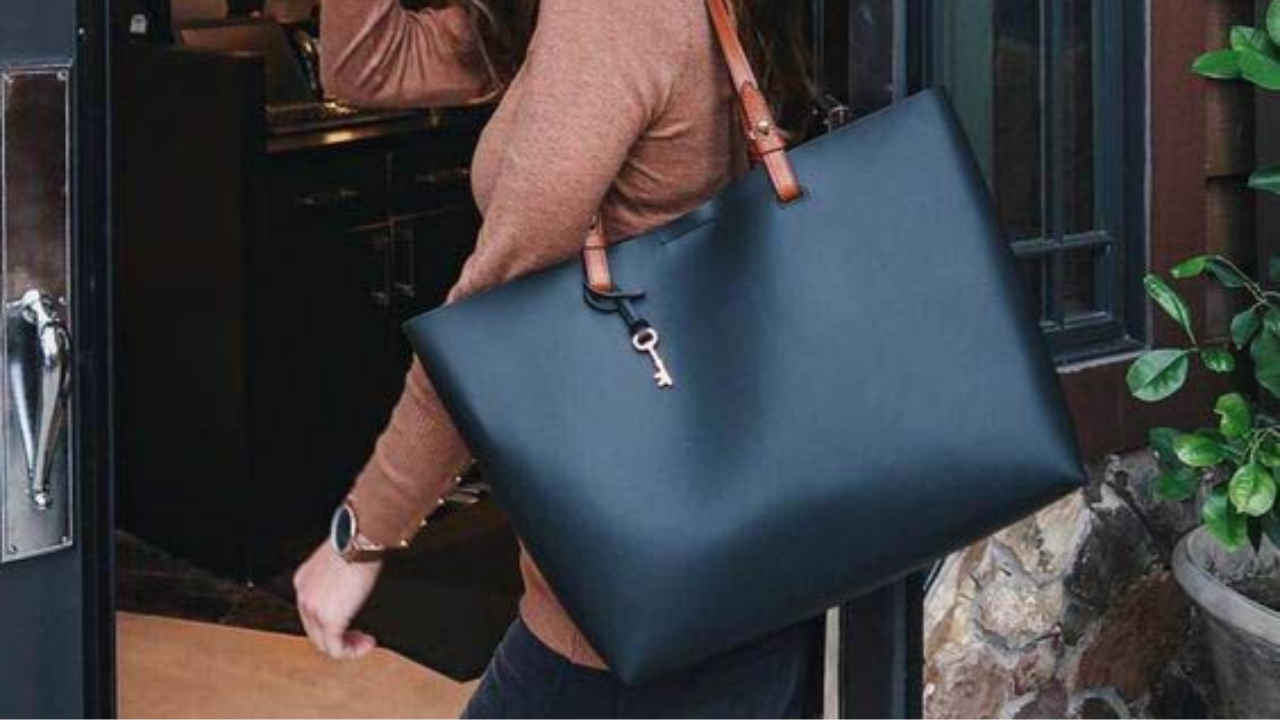 5 work-to-date night tote bags on a budget