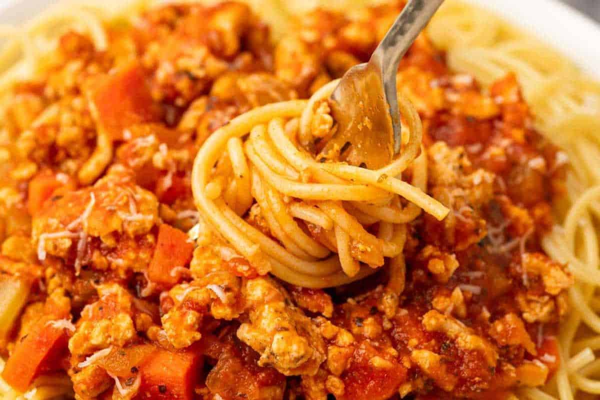 Stretch Your Budget: 12 Quick Meals That Save Time and Money