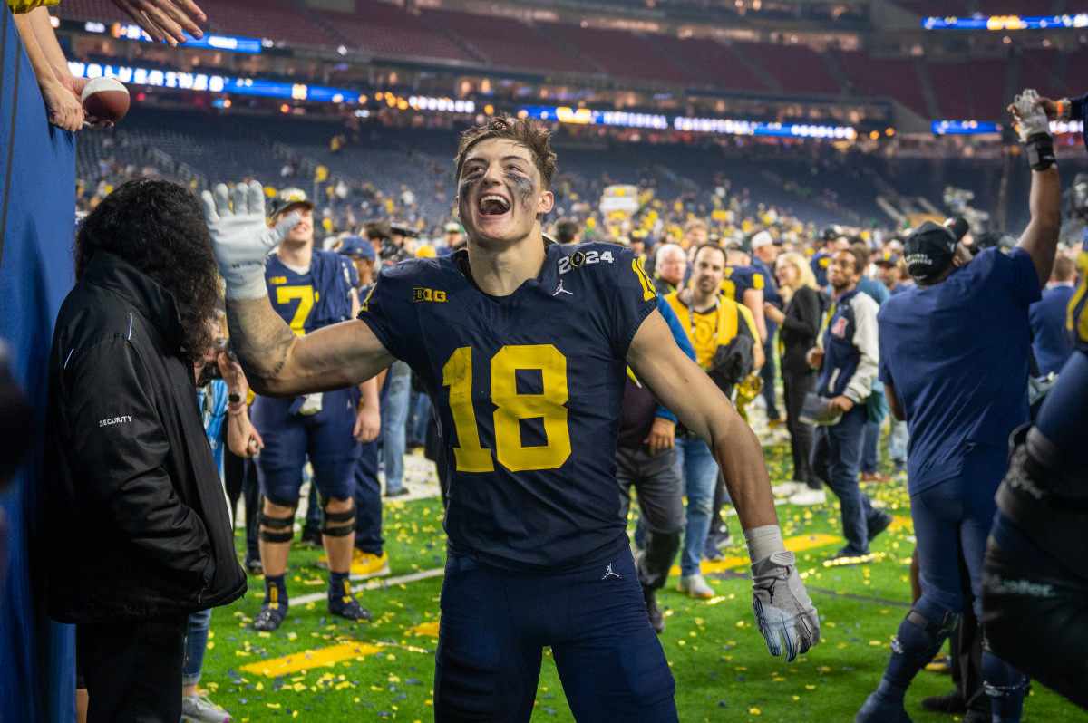 Colston Loveland's Mom Sent Strong Message About Her Son