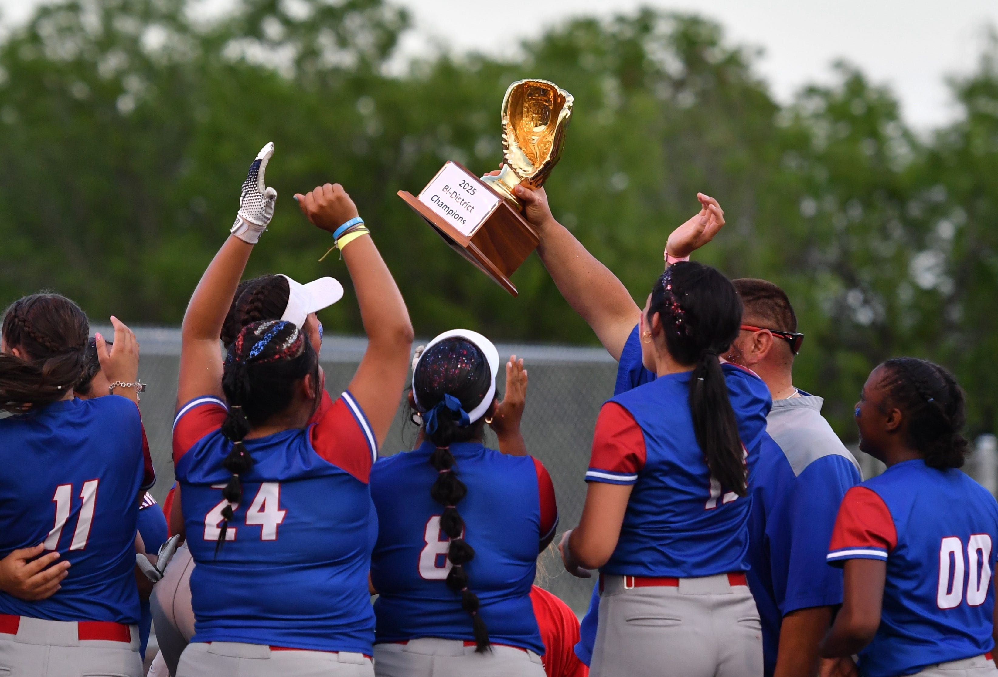 Softball scoreboard: Windthorst's Benson opens playoffs with no-hitter