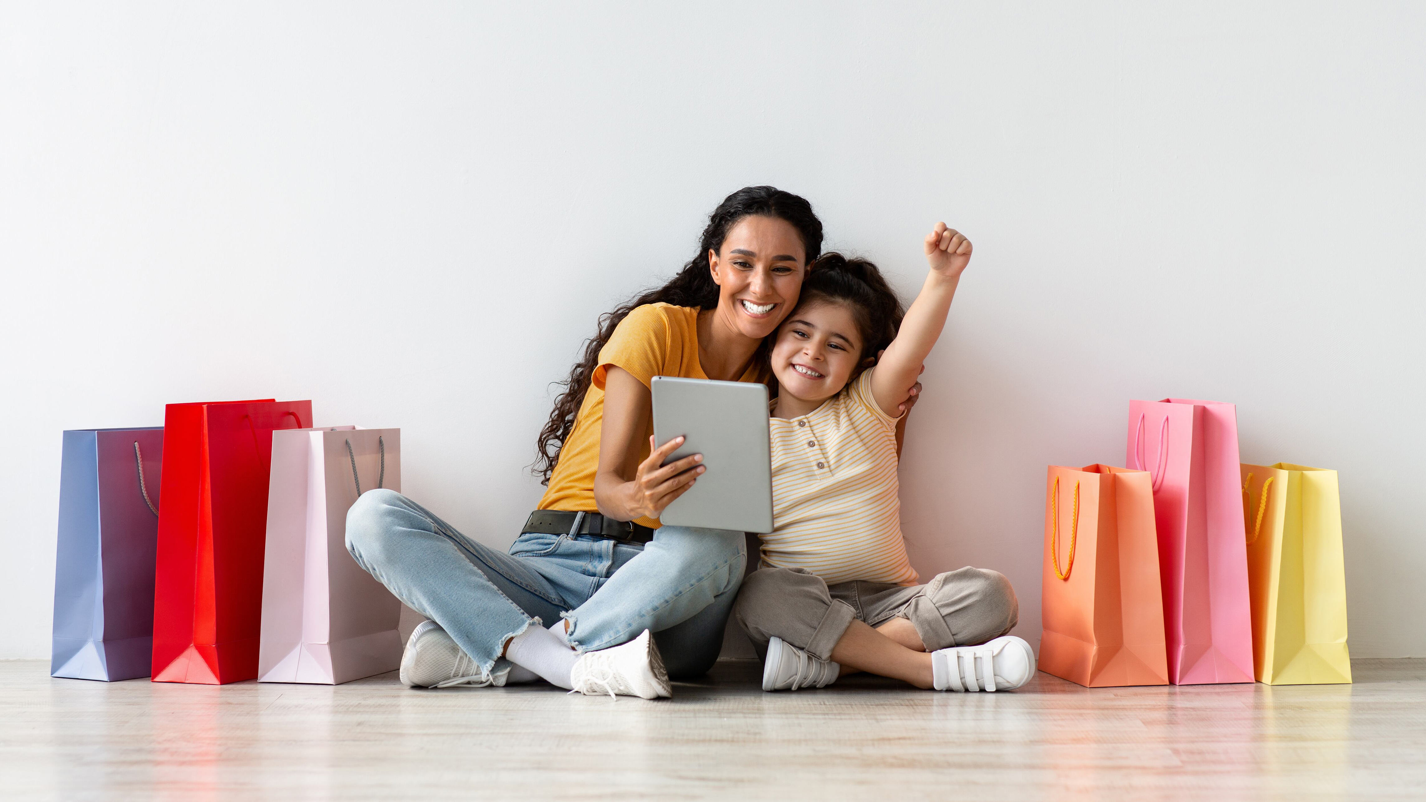 El look perfecto para mamá: moda, estilo y un toque ‘tech’ desde USD 20 ...