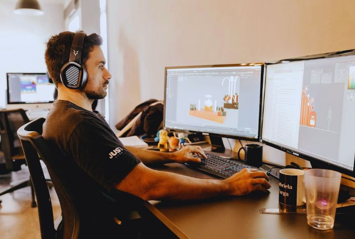 20 Night Owl Jobs With Flexibility And High Pay