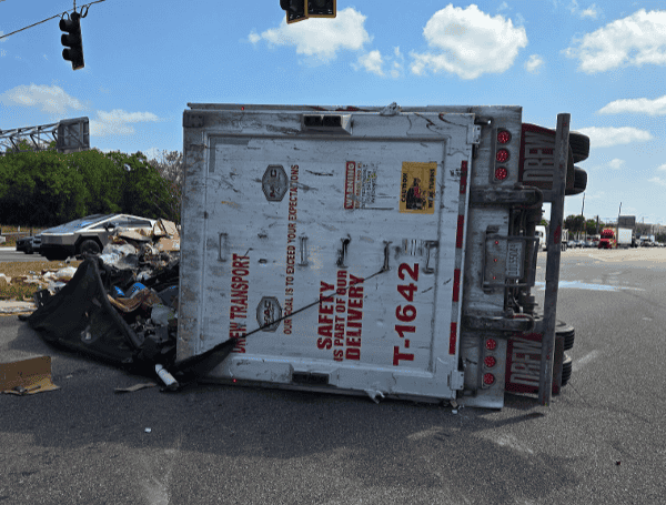 Garbage Truck Overturns On SR-52 Exit Ramp From I-75 In Pasco County