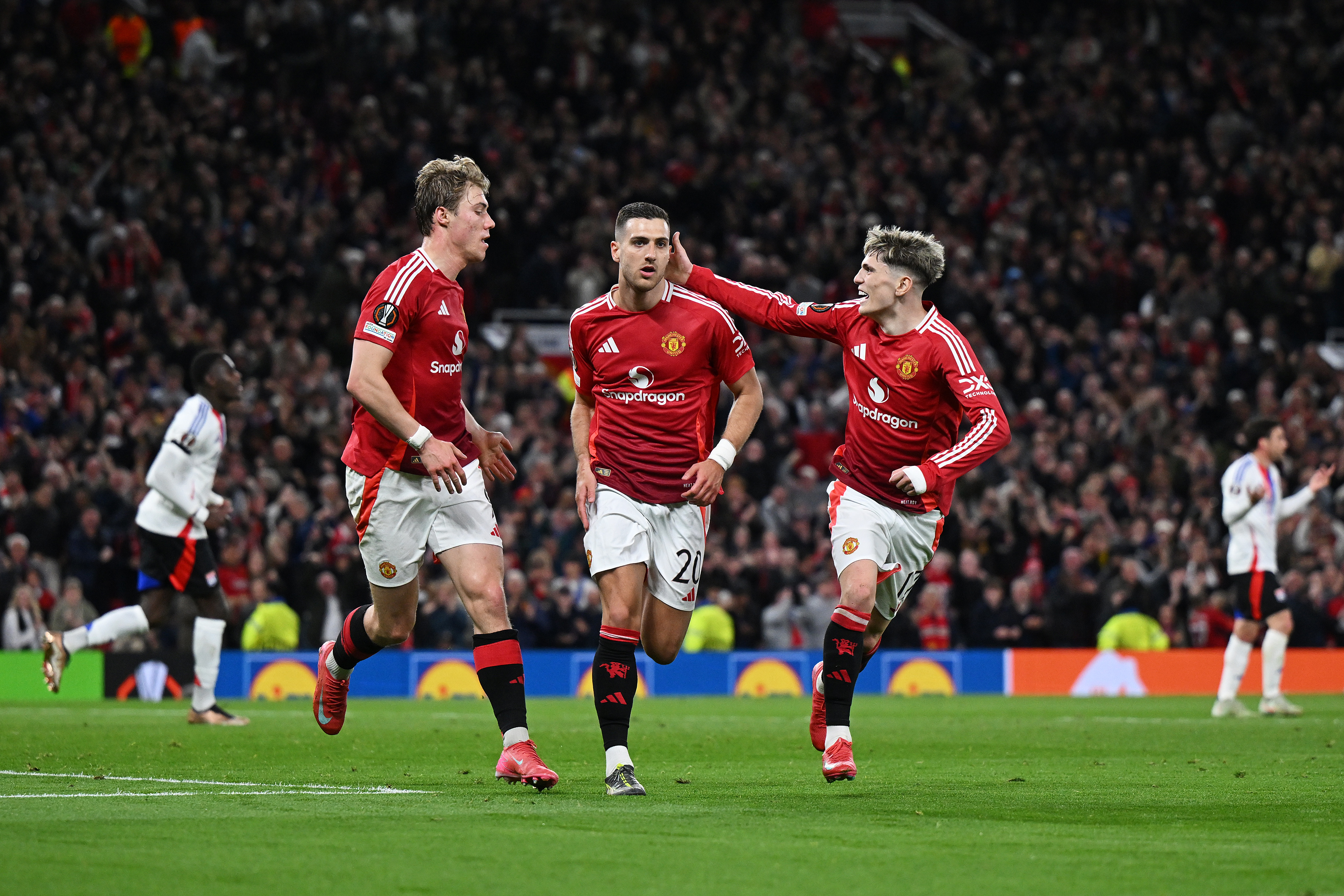 Manchester United: Ruben Amorim issues four-man injury update as new ...