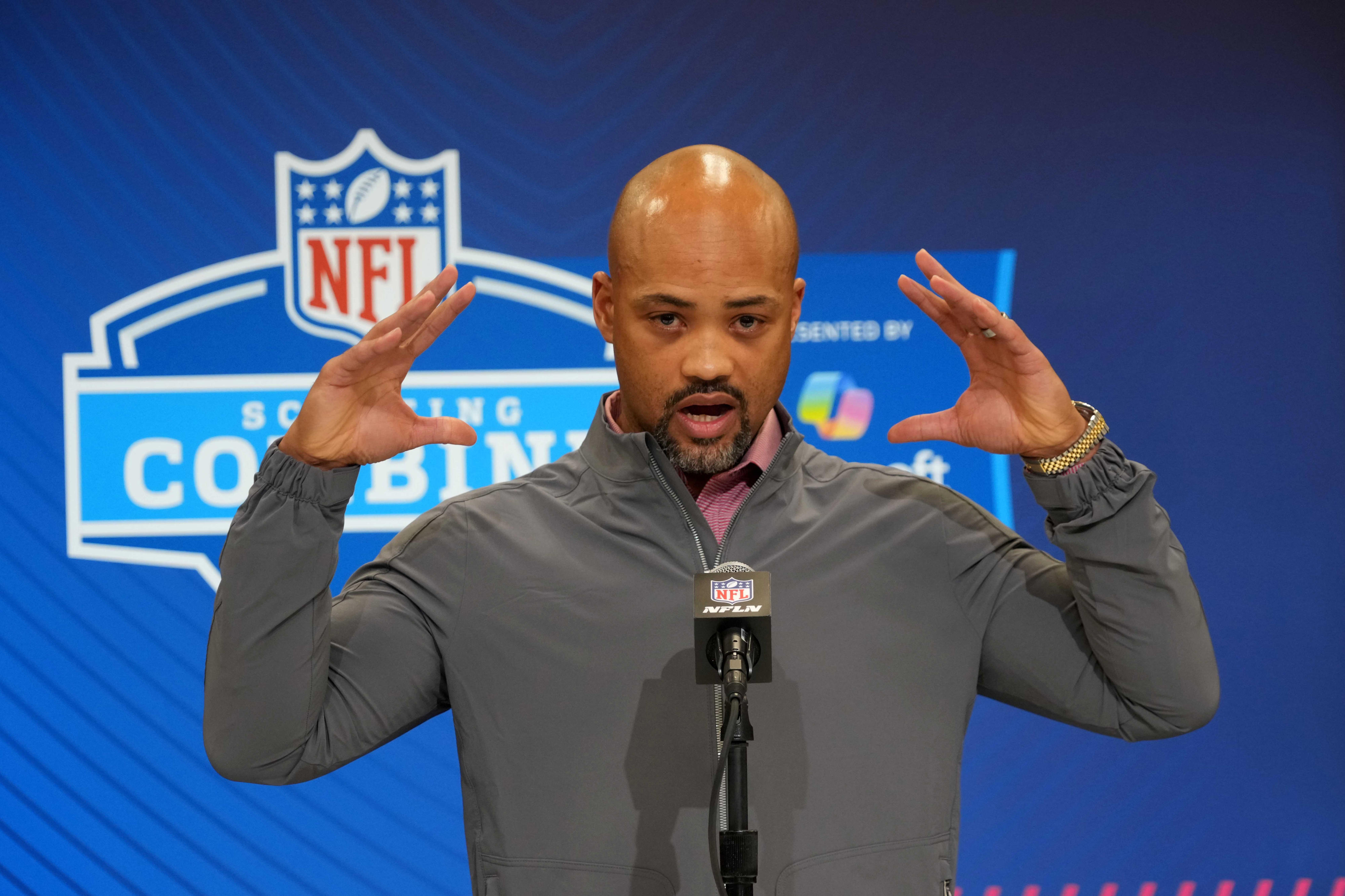 Falcons GM, ex-Saints exec Terry Fontenot flamed for draft trade ...