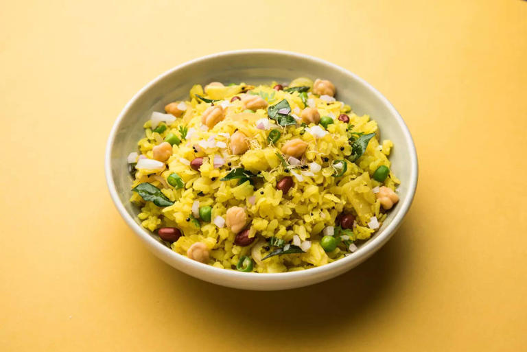 Love Indian Food? These Maharashtrian Breakfasts Will Blow Your Mind