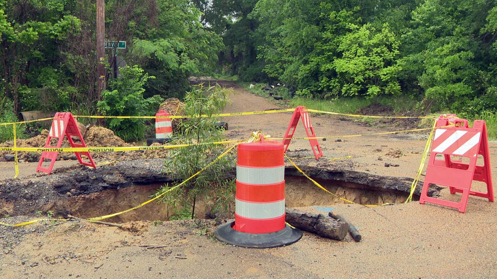 City says apartment complex must repair water leak before repairs can ...