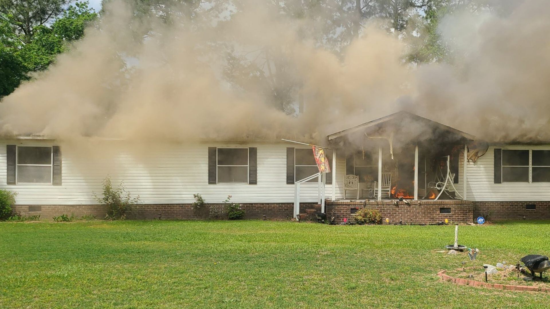 Candle sparks fire, severely damaging Greene County home