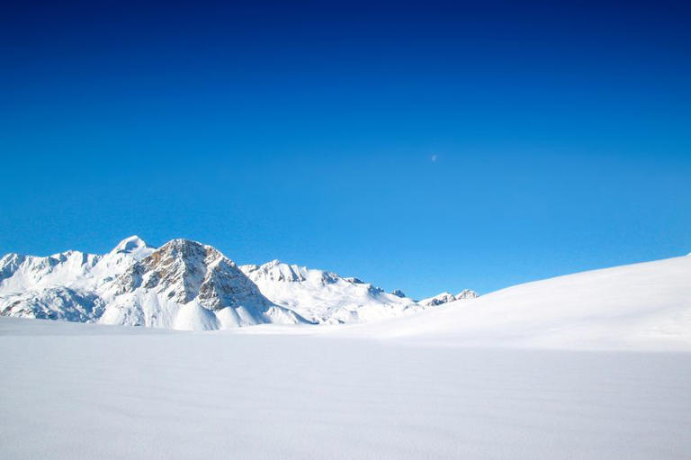 Skier, 18, dies in tragic training crash on slope as tributes paid to ...