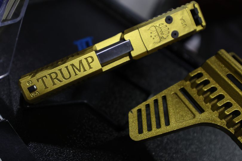 Wild golden Trump assault rifle with detachable pistol raises eyebrows ...
