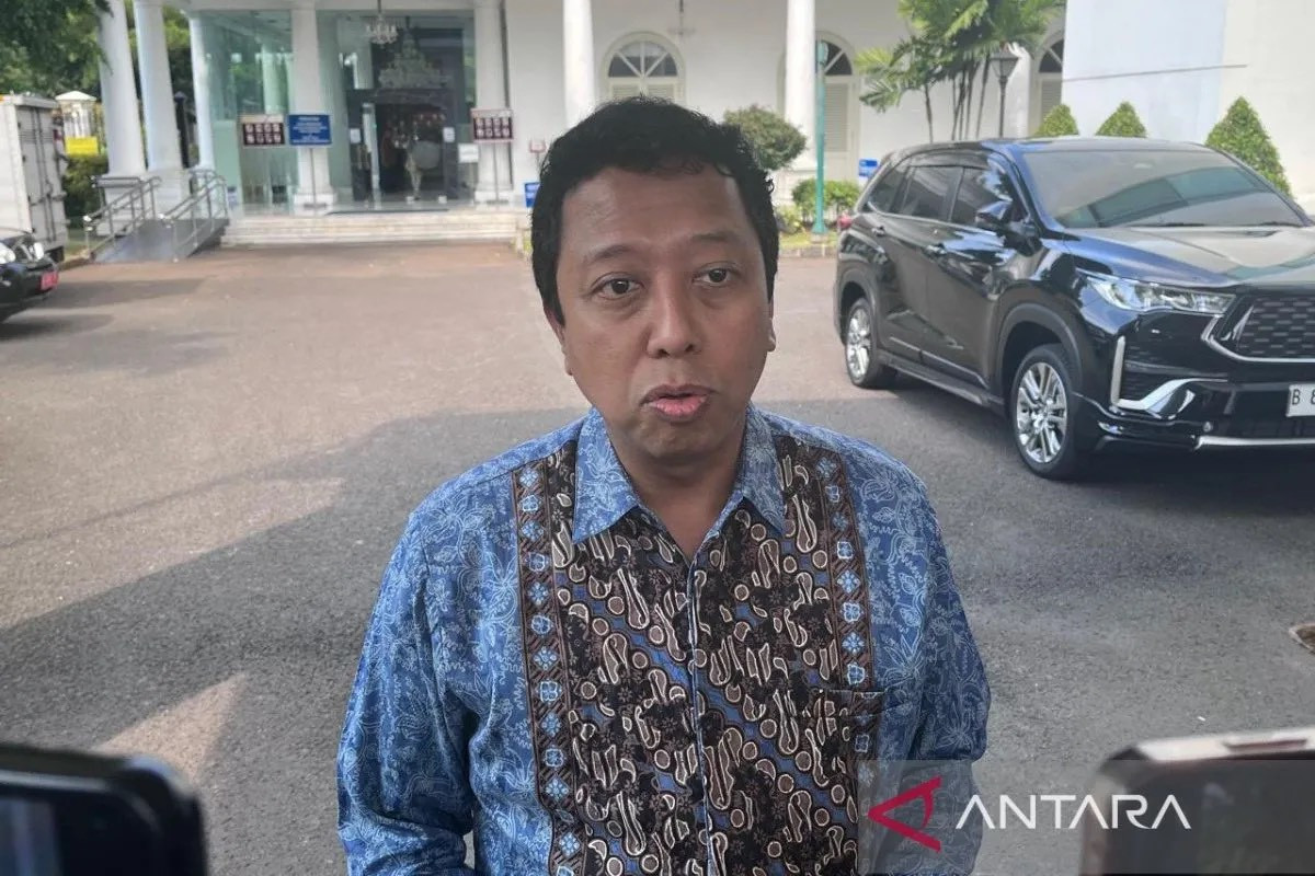 Pemakzulan Gibran Viral, Romy PPP Minta Prabowo Fokus Ekonomi