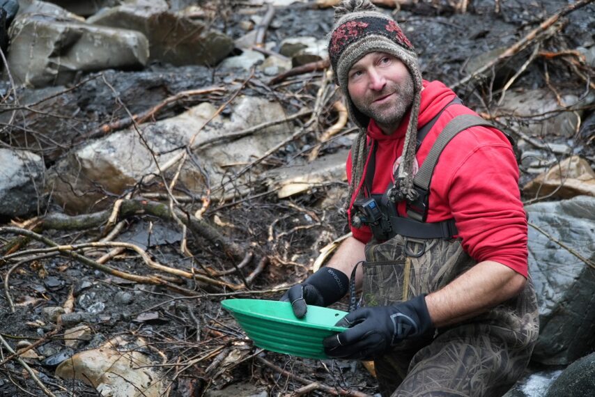 ‘Gold Rush: White Water’: Dustin Hurt & Crew Embark on Most Dangerous ...