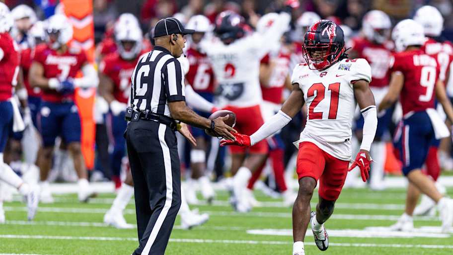 San Francisco 49ers Draft Western Kentucky DB Upton Stout at No. 100 ...