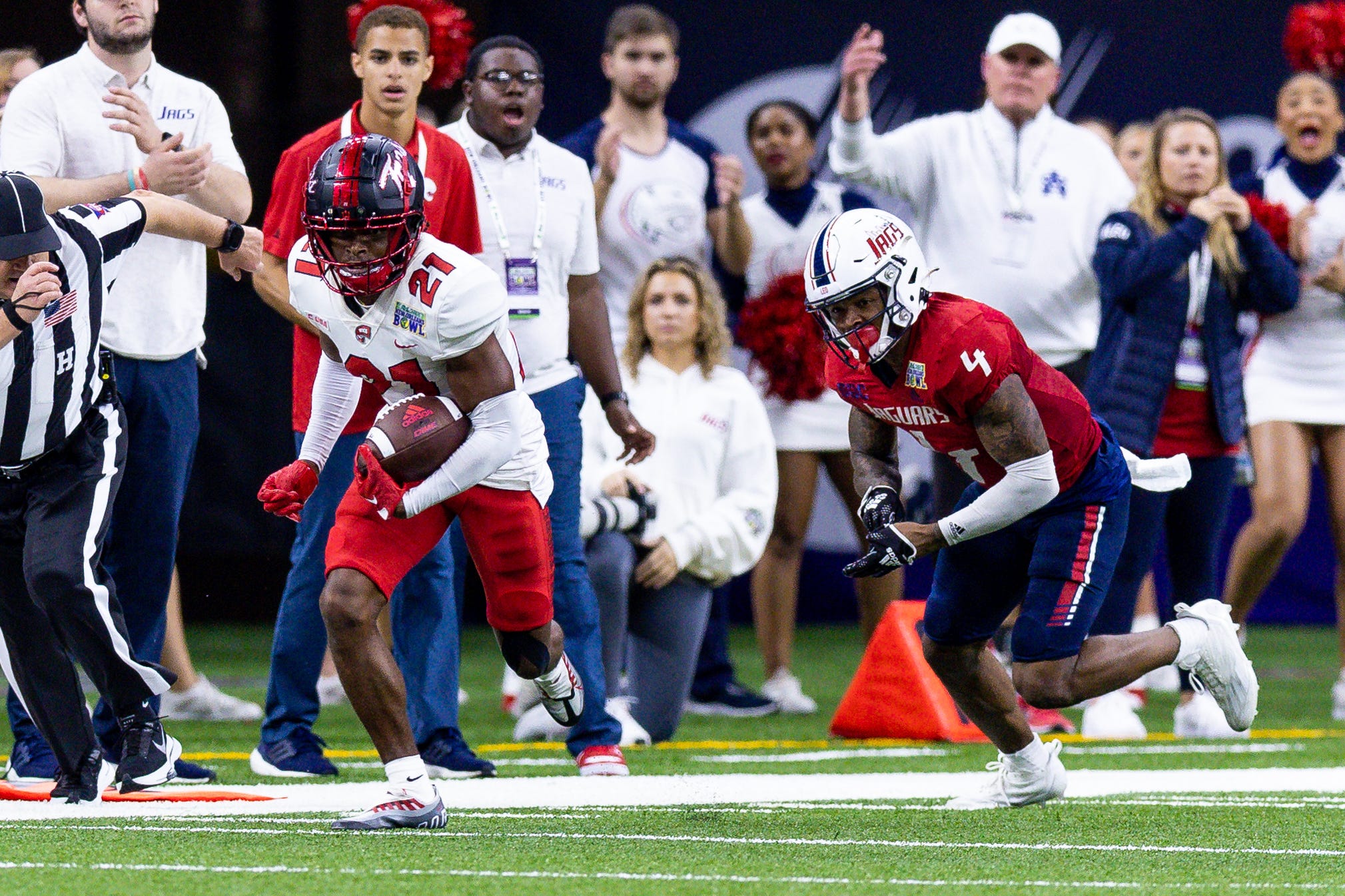 Under-the-radar rookie emerging as potential starter for 49ers at vital ...