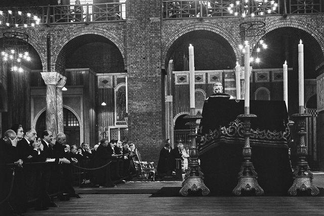 Pope Pius XII's 'Alternative' Embalming Led to a Grotesque Sight — and ...