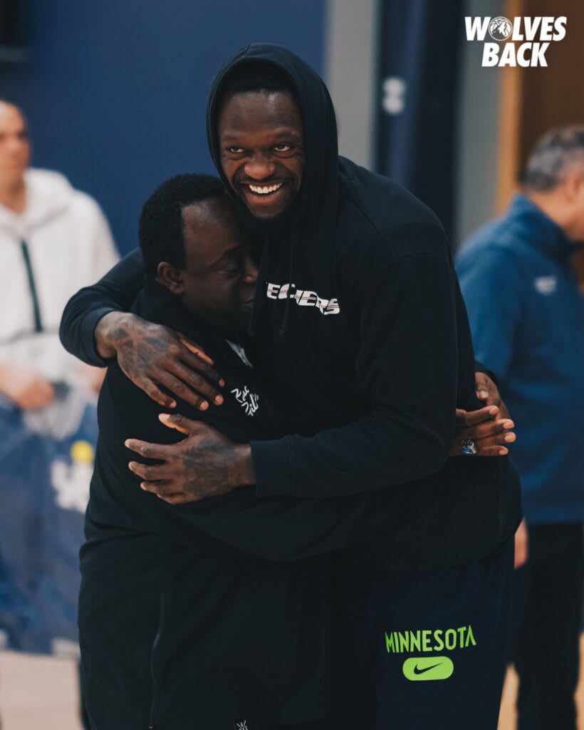 Mark Pope caught up with Rob Dillingham (who has a “shifty” new logo ...