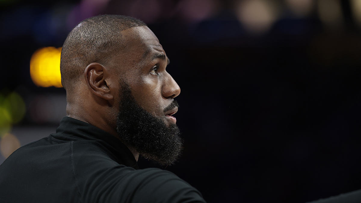 LeBron James Gives Final Word on Playing Status Amid Injury Concerns