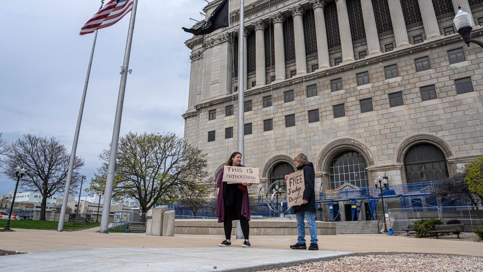 Wisconsin judge arrested and charged in federal court for allegedly ...