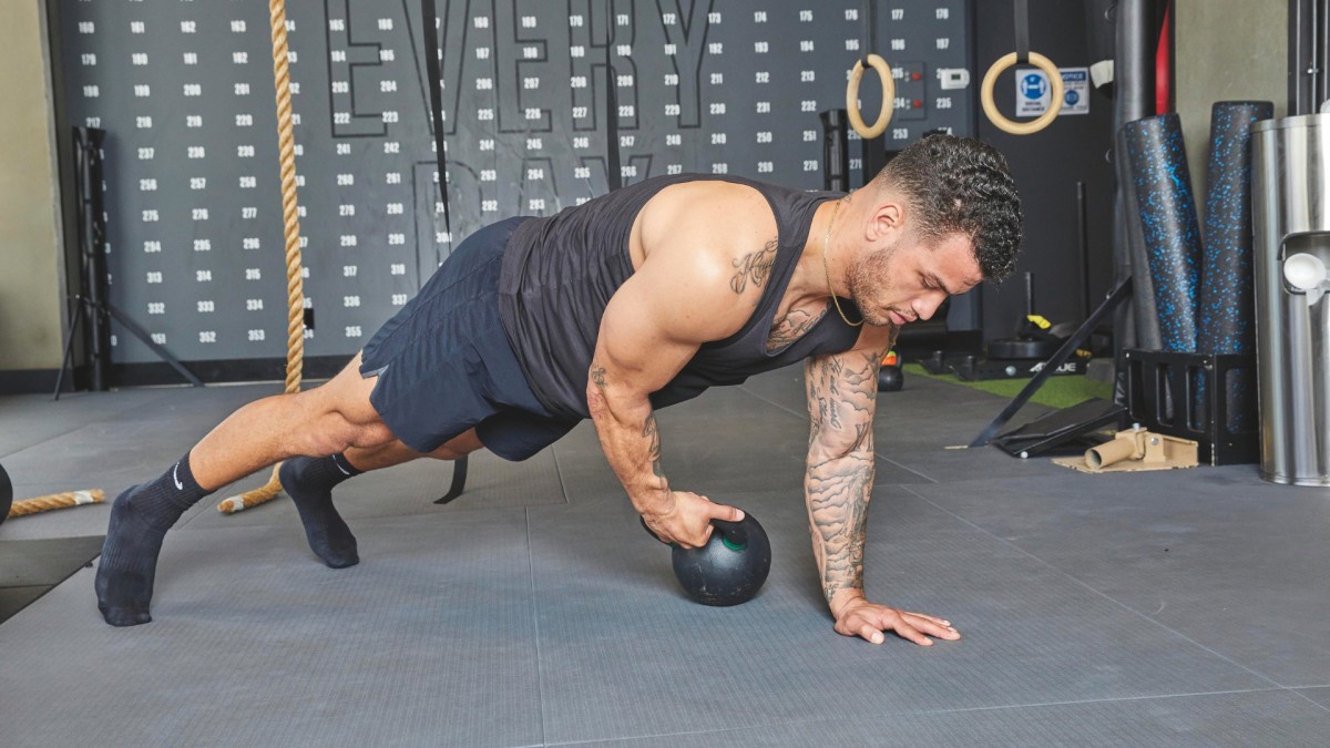 Want More Defined Abs? Here's How to Do Planks for a Chiseled Core and ...