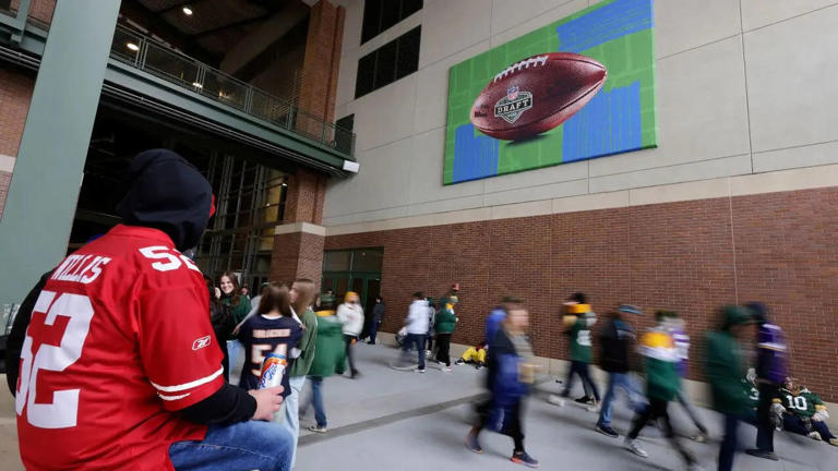 Day 2 of 2025 NFL Draft : TV Schedule, Start Time, and Where to Watch Live