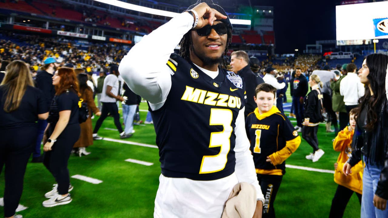 Chicago Bears select Luther Burden with No. 39 pick in 2025 NFL Draft