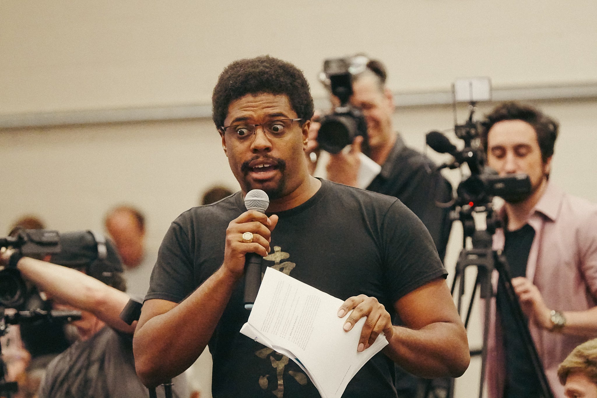 Boisterous crowd makes xAI concerns heard during public hearing: 'We ...