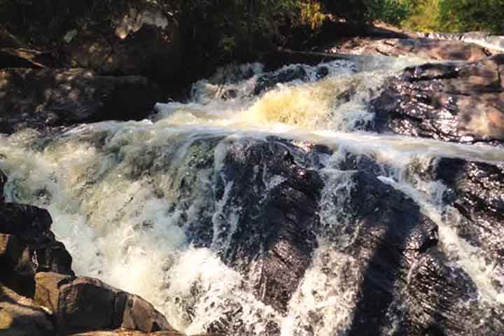 Extreme Desert Heat and Rugged Terrain Guard This Stunning Wave-Shaped ...