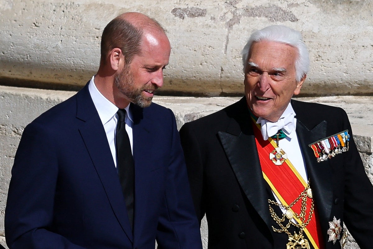 Prince William and Keir Starmer join world leaders to pay respects to ...