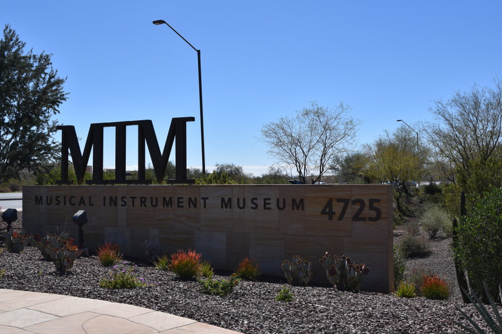 13,000+ Musical Instruments from 200 Countries Fill This Spectacular ...