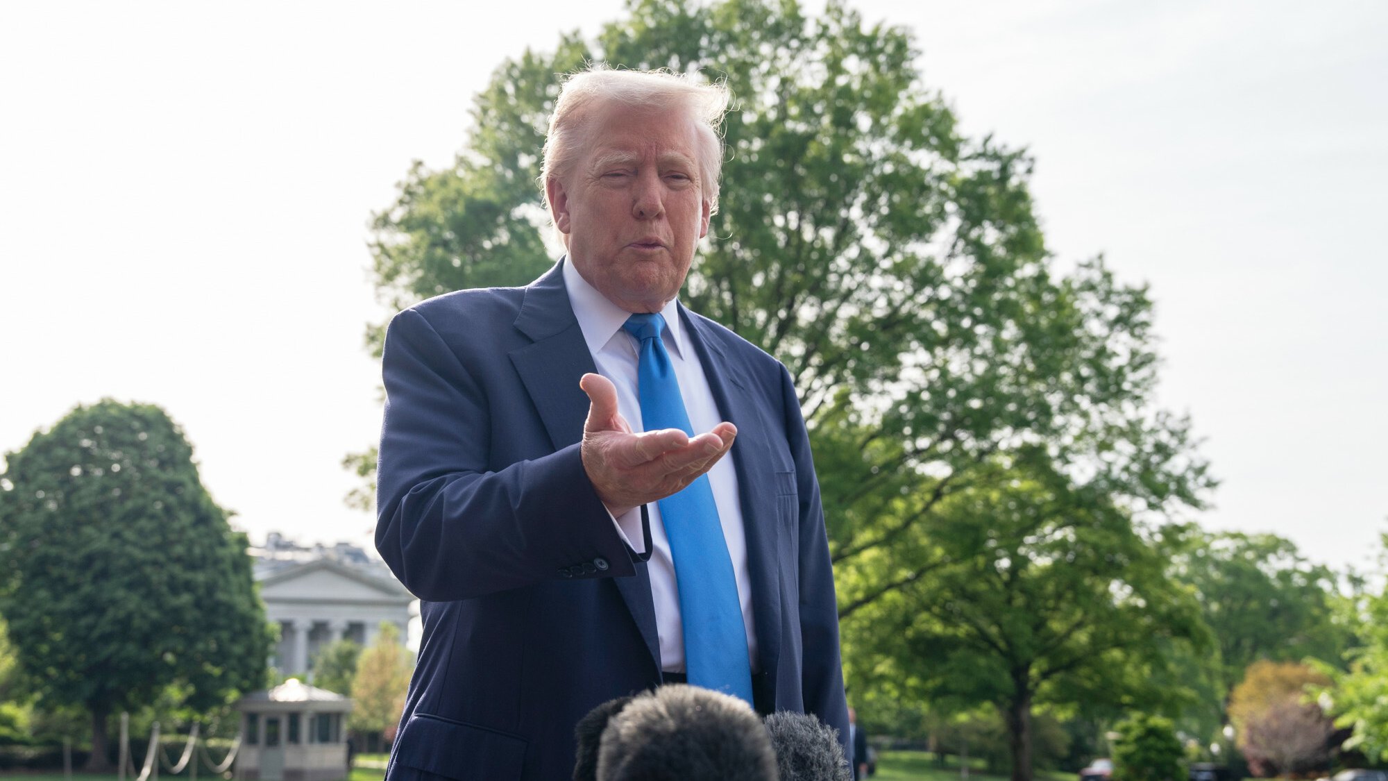 W USA spada poparcie dla Donalda Trumpa. "Historycznie niskie" [SONDAŻ]