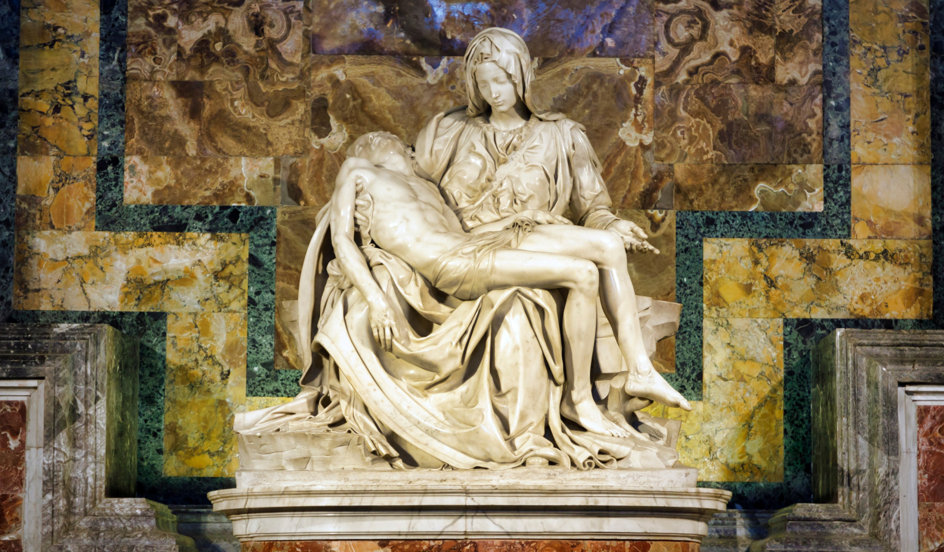 Iconic sculptures through history: a chronicle of masterpieces