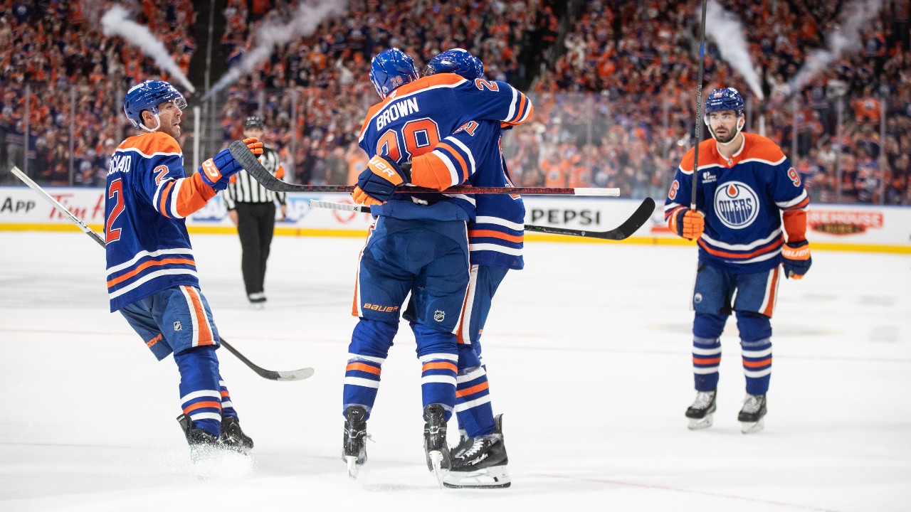 Oilers take advantage of Kings’ failed challenge, jump back in series