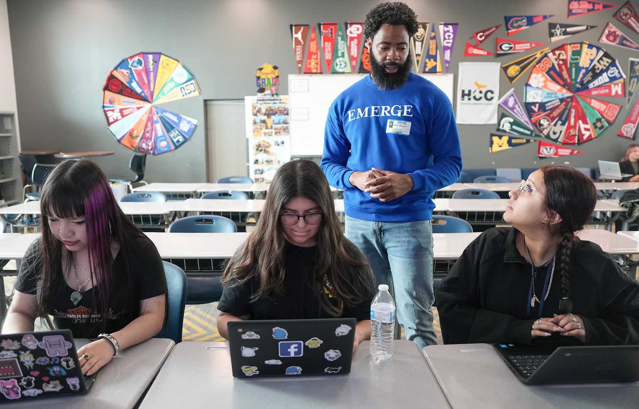 Houston-area advising program EMERGE guides low-income students to top ...