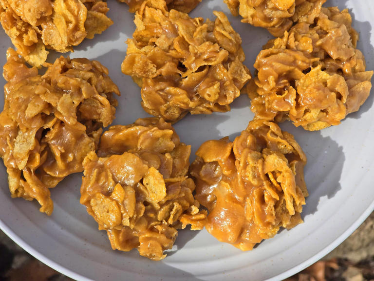 No Bake Cornflake Cookies