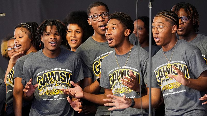 Student gospel singers take stage at New Orleans festival known for ...