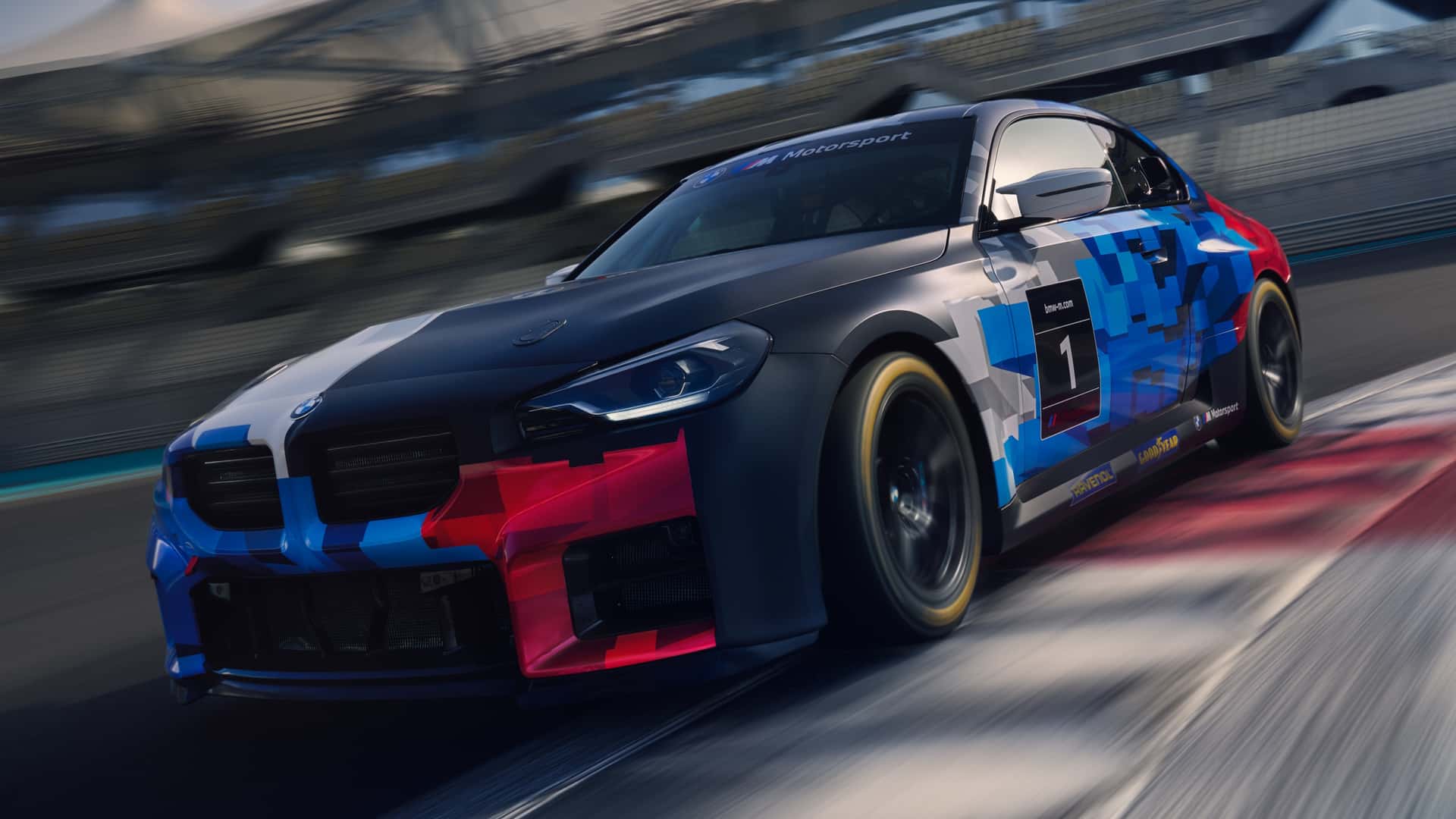 Menos é mais? BMW M2 de corrida usa motor 2.0 turbo no lugar do 6-cilindros