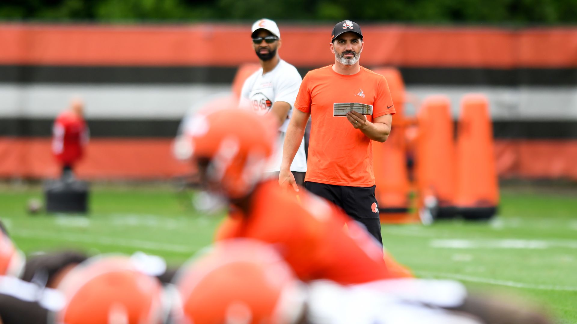 NFL draft: Browns continue “smartest guys in the room” thing with ...