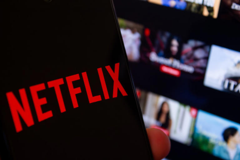 Netflix's new mobile update is basically just TikTok now