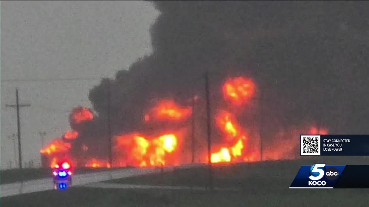 Lightning explodes tanks at saltwater disposal site near Watonga